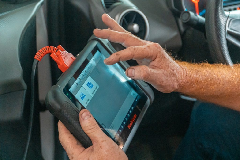 The Importance of Car Diagnostic Scan and Reporting - HP Automotive